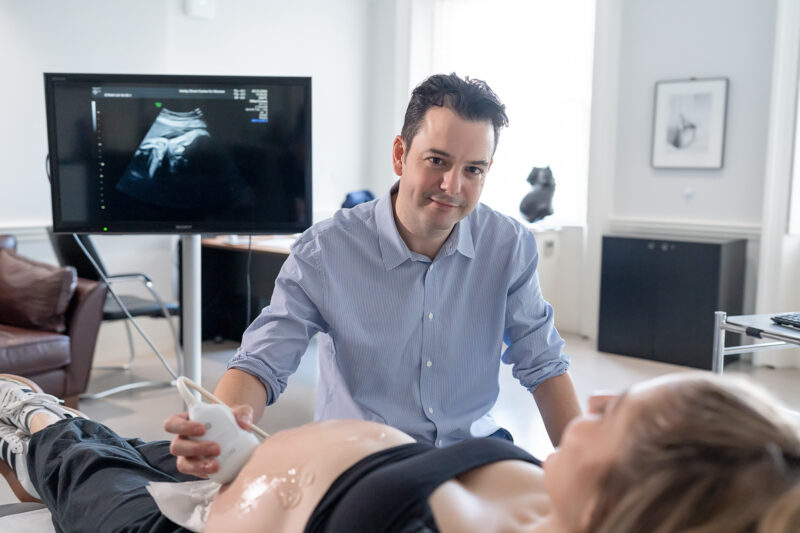 Private Obstetric Care London | Pregnancy Support Mr Daniel Stott
